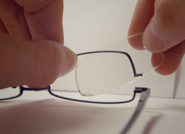 Step-by-Step Guide: How to Pop Lenses Out of Glasses