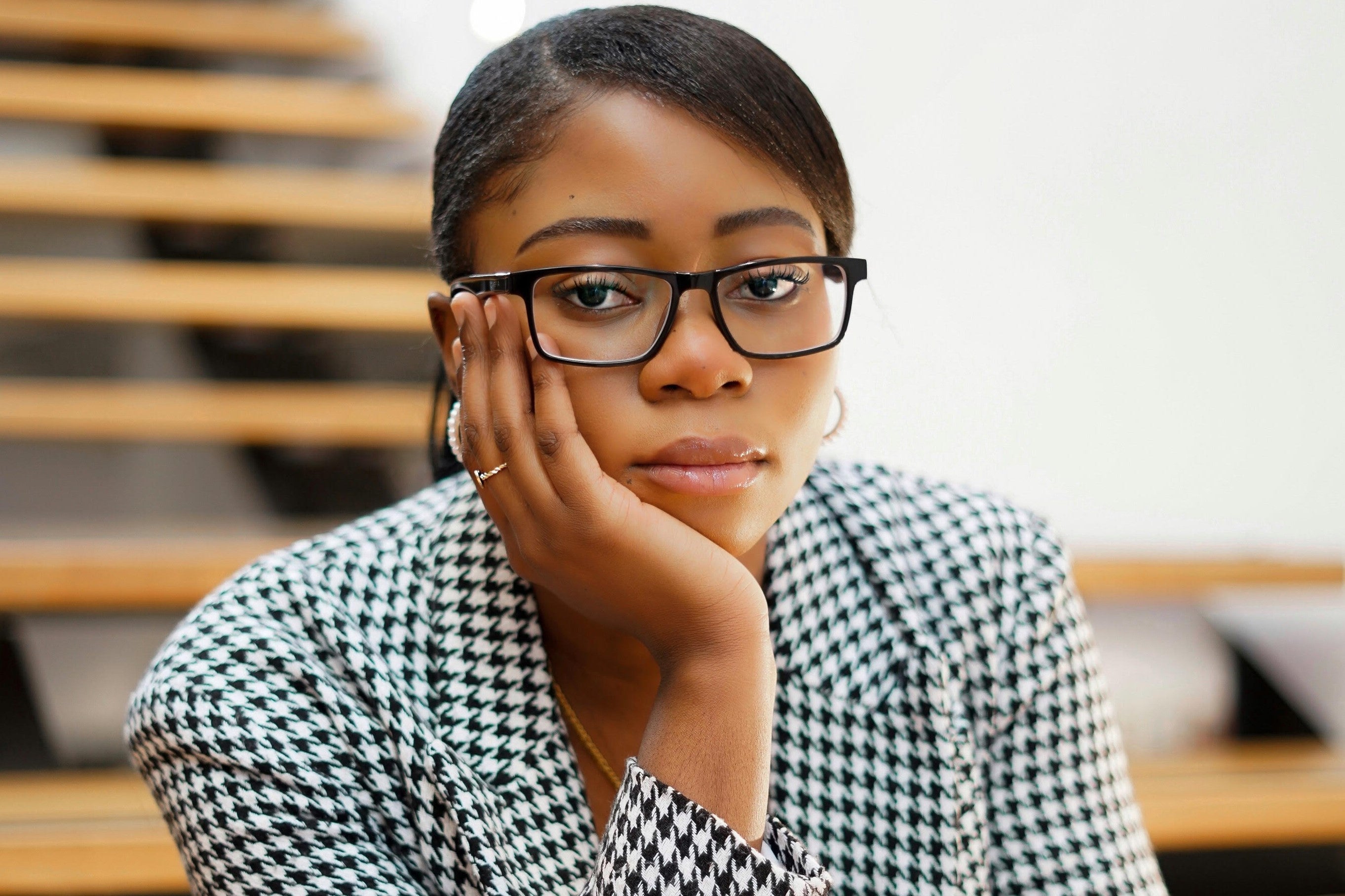 Why Is My Vision Getting Worse After Cataract Surgery? | Carfia OPTICAL